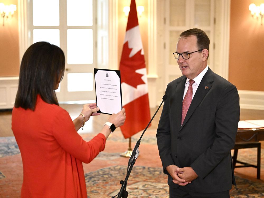 Liberal House leader Steven MacKinnon sworn in as labour minister ...