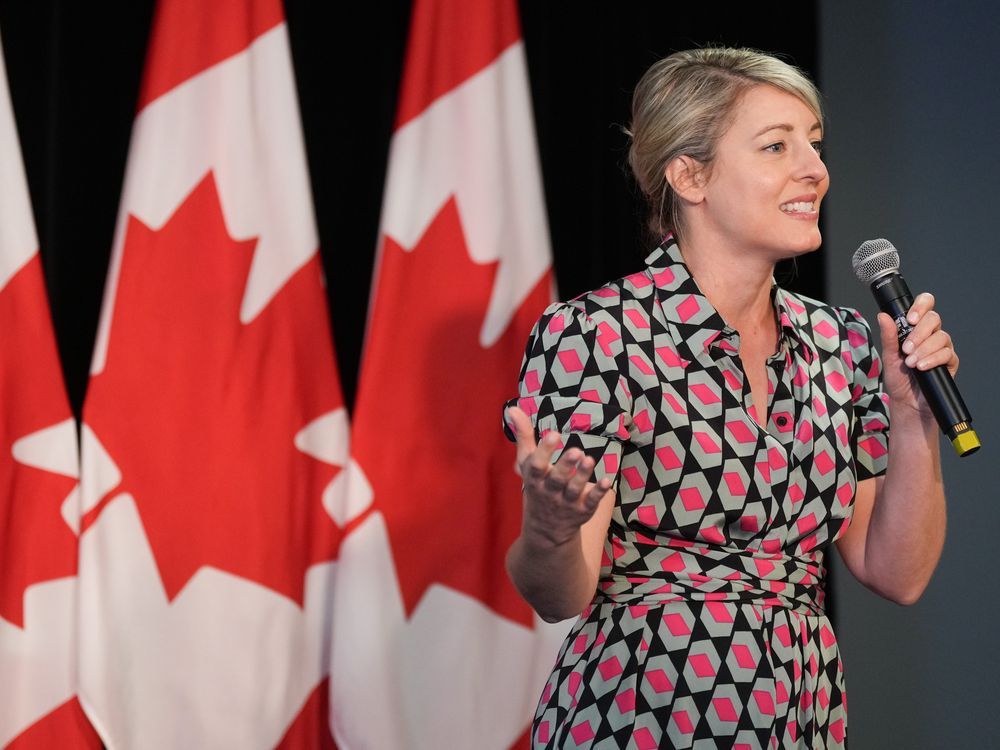 Joly meets with new British counterpart | Toronto Sun