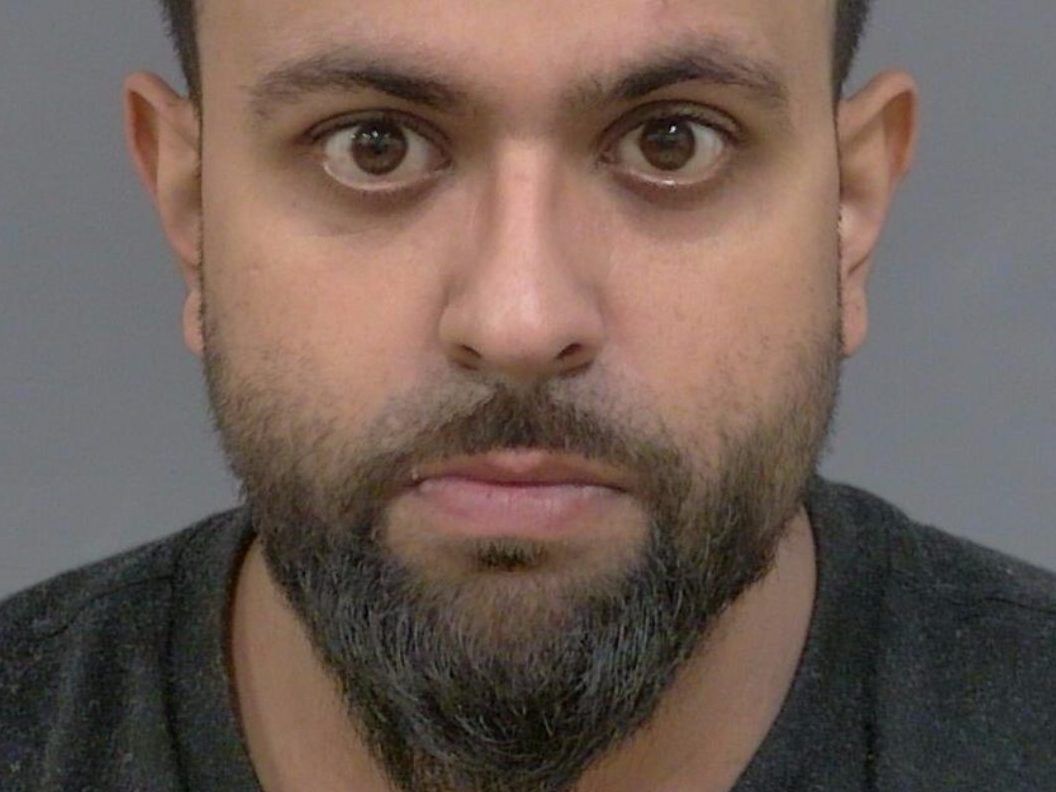 Toronto man, 30, facing extortion, gun charges after bust | Toronto Sun