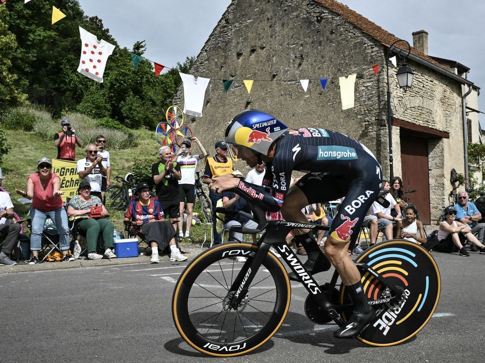 Tour de France contender Primoz Roglic withdraws after crash | Toronto Sun