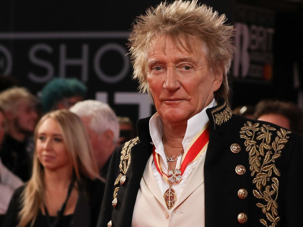 Rod Stewart, 79, 'gutted' to cancel 200th residency show | Toronto Sun