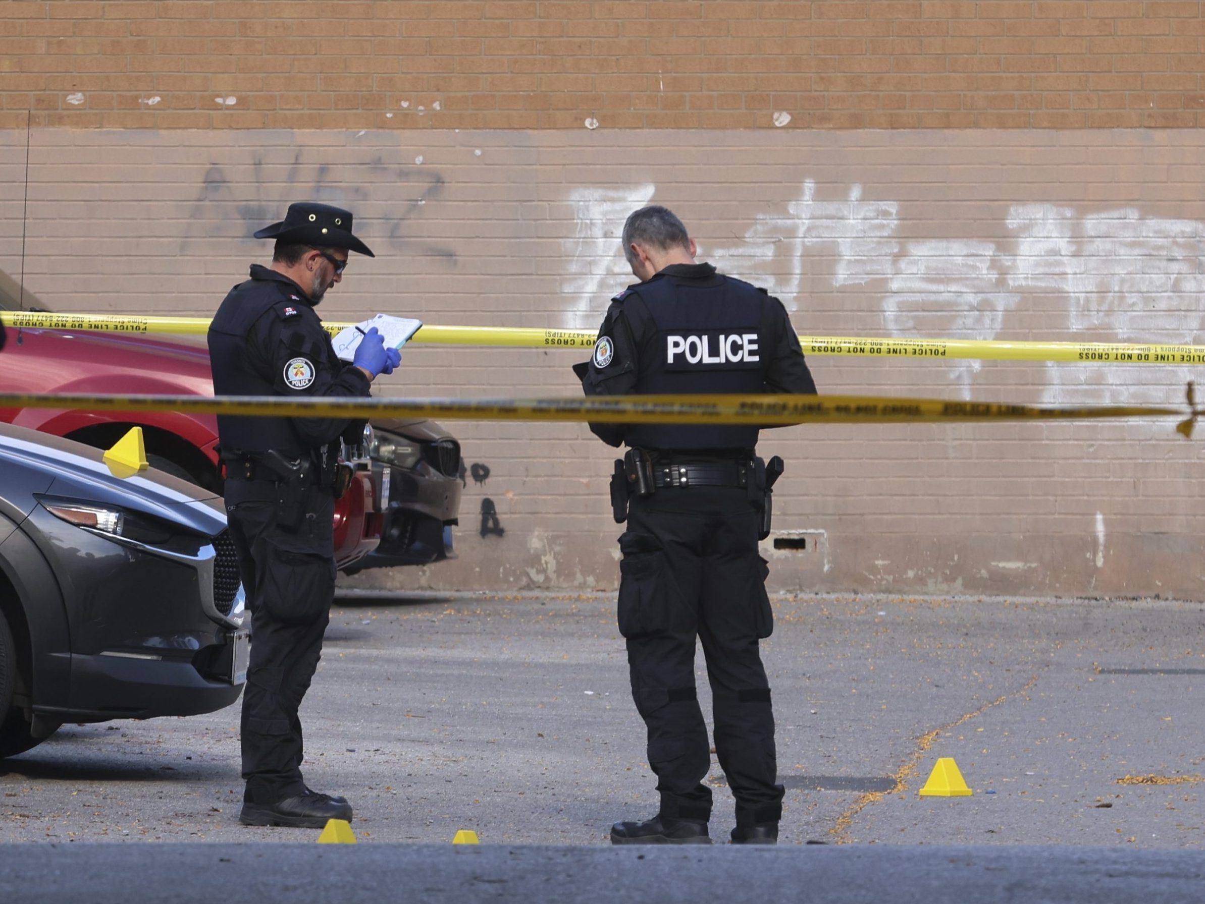 Man, 25, wanted for brazen double murder in North York | Toronto Sun