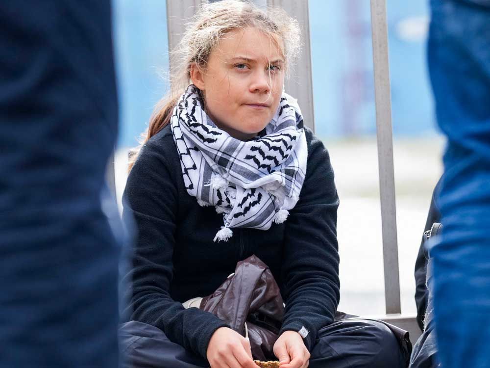 Greta Thunberg among 6 detained at anti-Israel demonstration | Toronto Sun