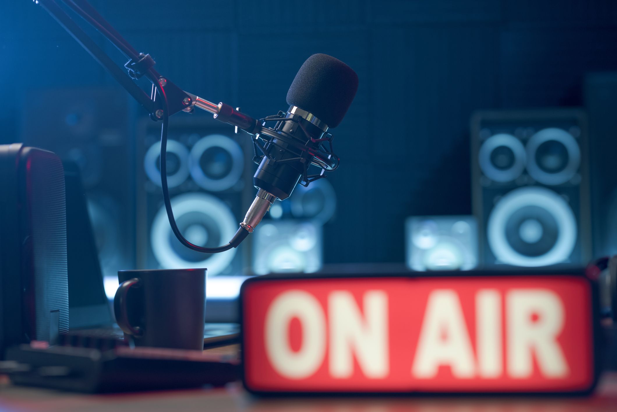 Polish radio station replaces journalists with AI ’presenters ...
