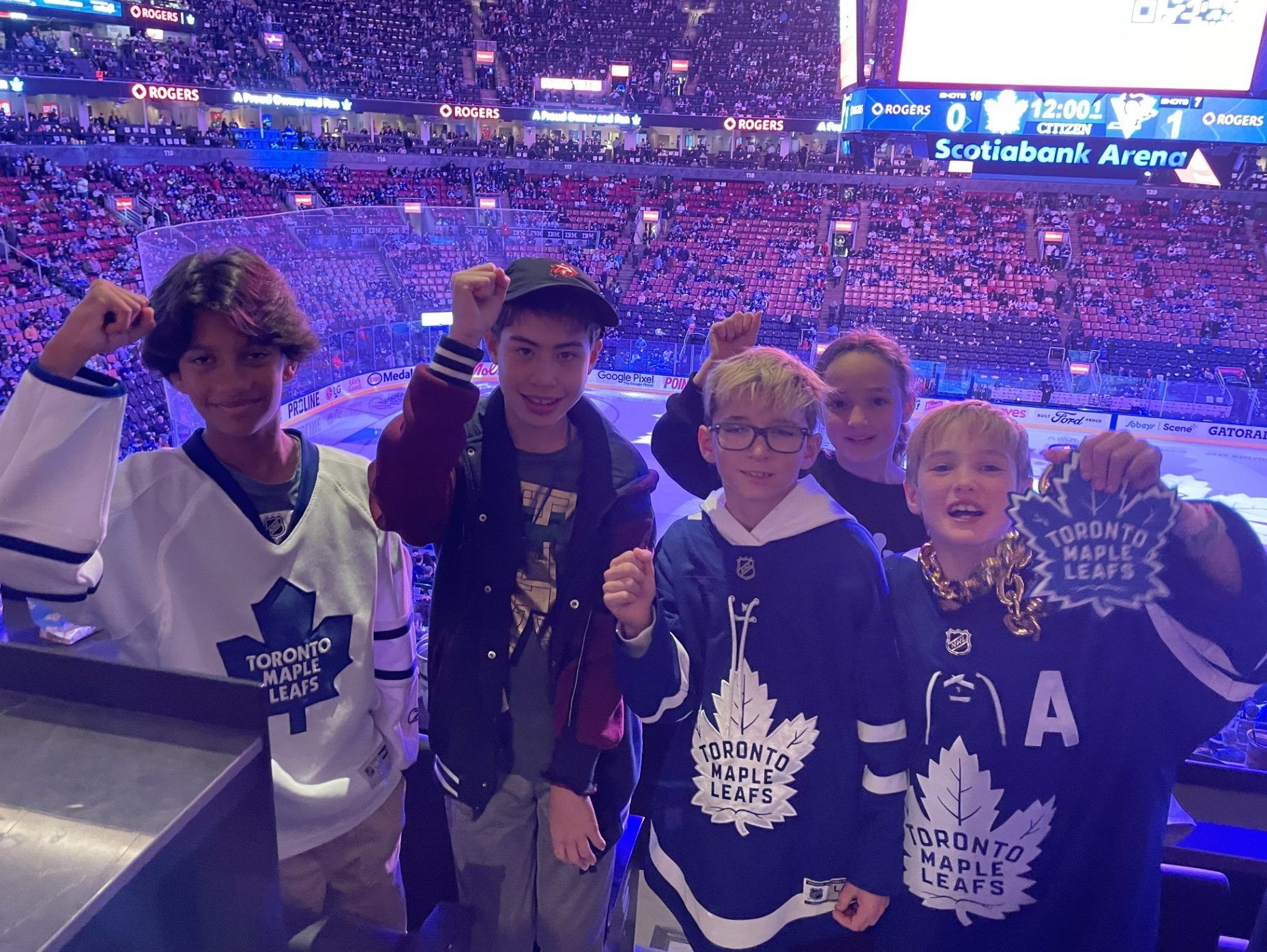 Maple Leafs fans dreaming big at Buds' season home opener | Toronto Sun