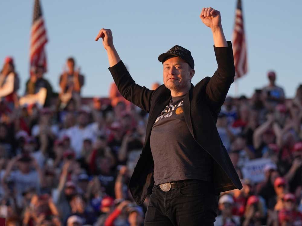 Elon Musk makes his first appearance at a Trump rally | Toronto Sun