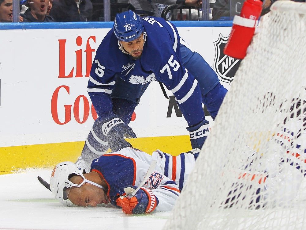 Leafs' Ryan Reaves will continue to inflict pain 'legally' | Toronto Sun