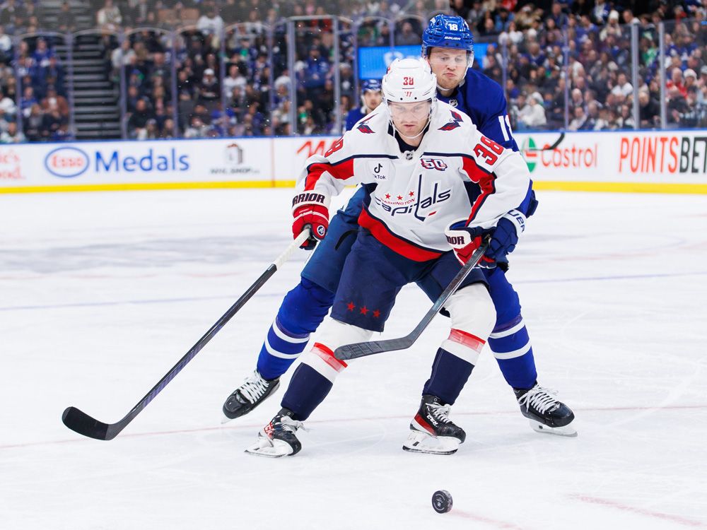 If Trudeau were Harper, Carr would be hiding his oboe | Toronto Sun