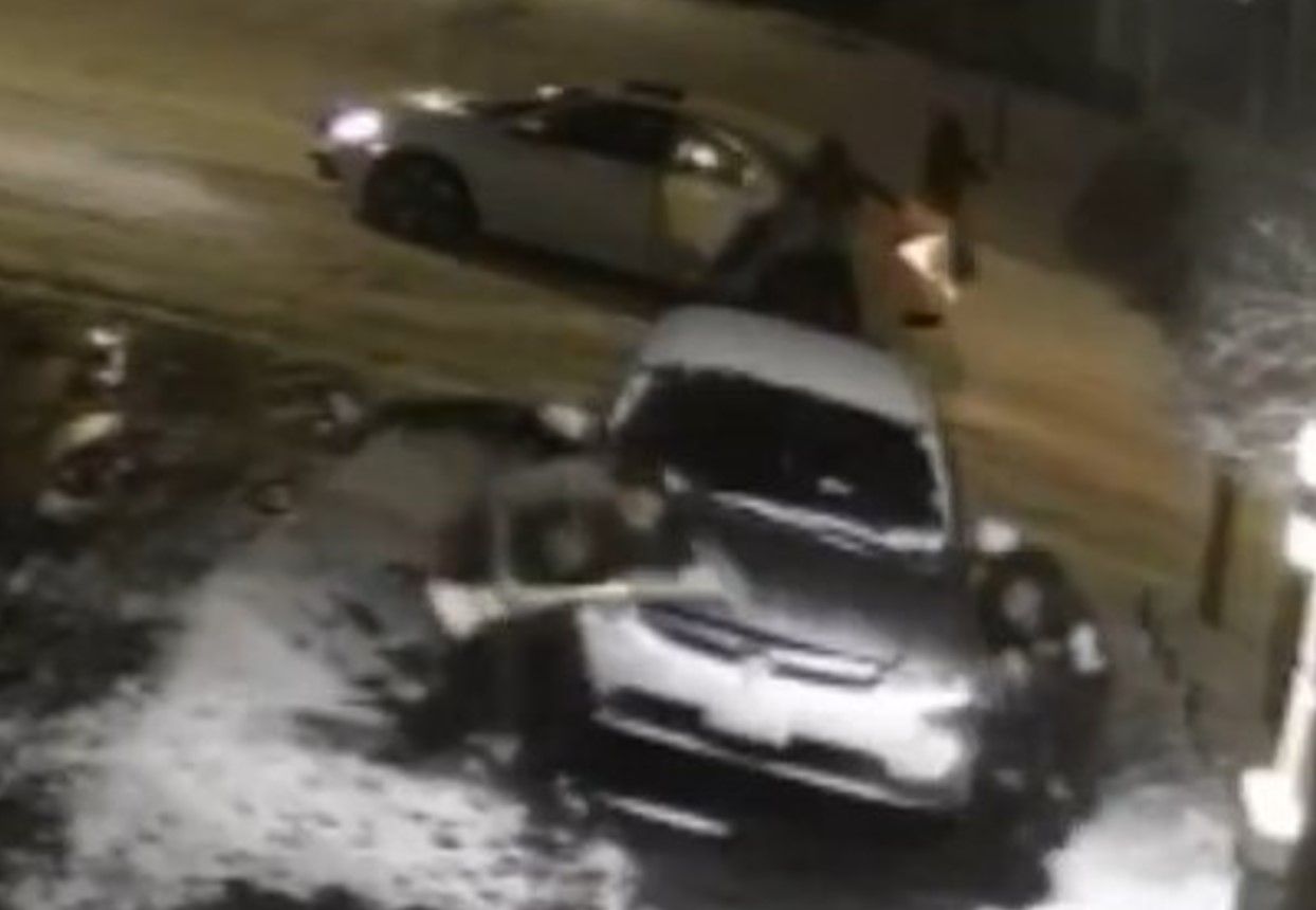 Two shooters execute one man, injure another in Brampton | Toronto Sun