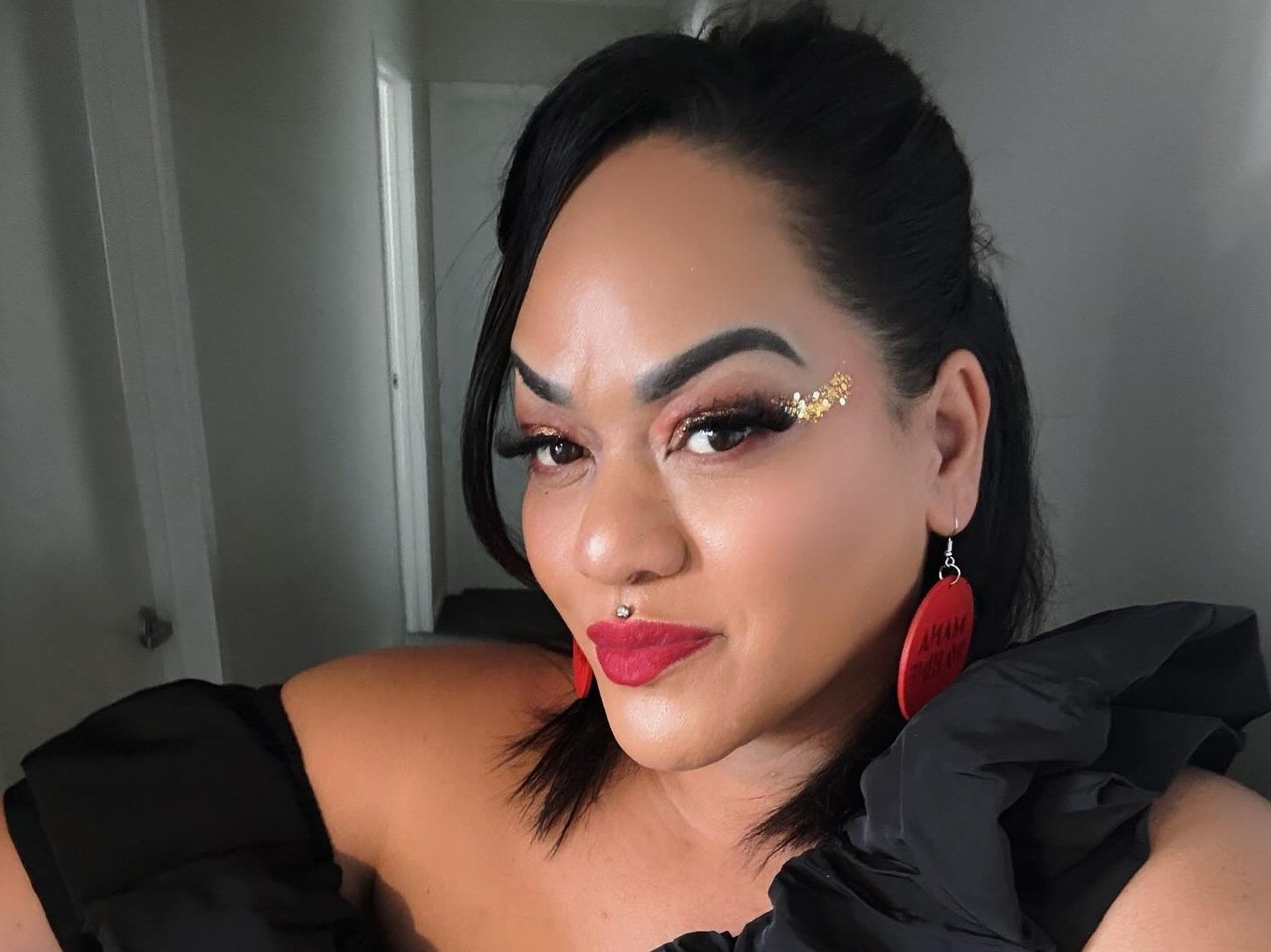 Influencer reveals sister is dating her ex-husband | Toronto Sun