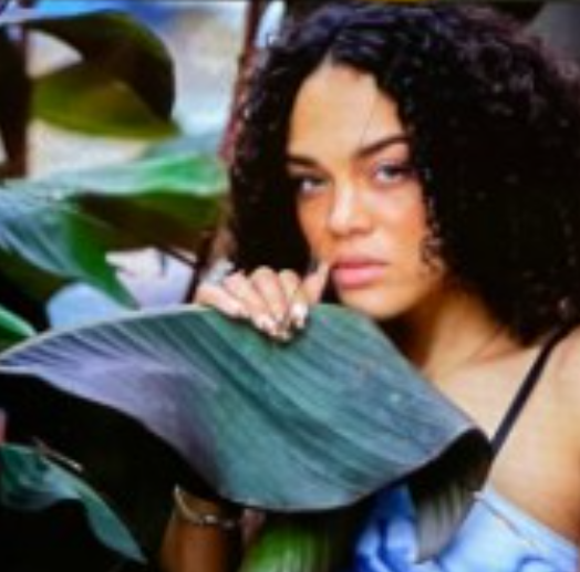 Woman wanted after 'luxury' watch stolen during date at Toronto hotel | Toronto Sun