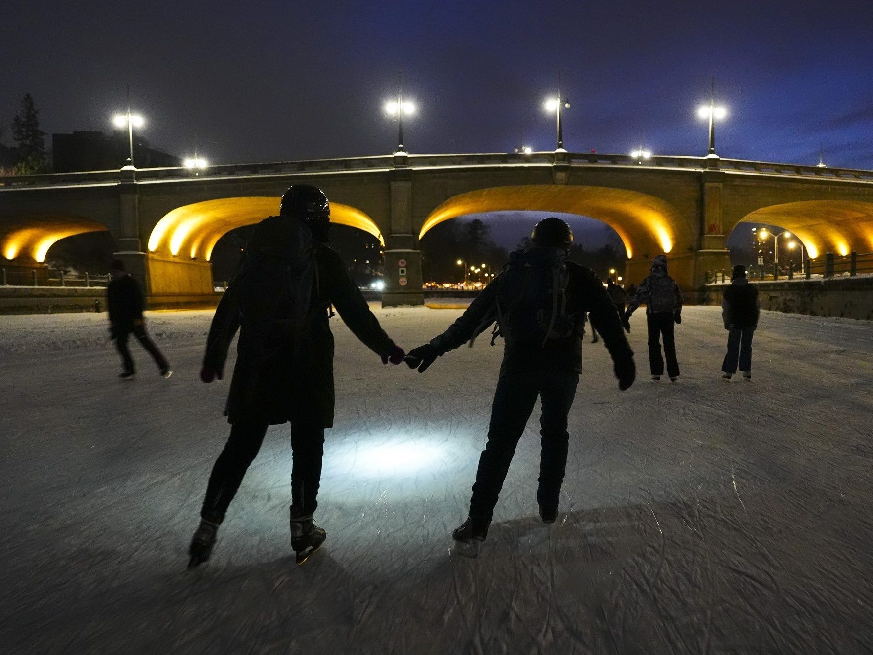 Extreme cold stretches across Ontario until Wednesday | Toronto Sun
