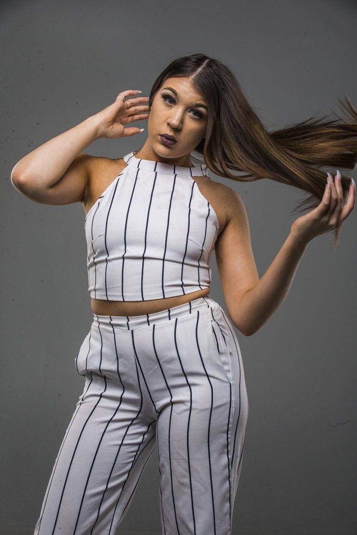 SUNshine Girl Katie | Toronto Sun