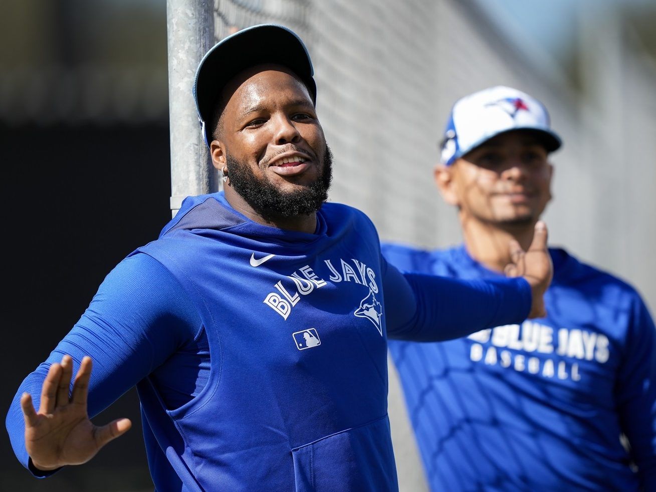 Blue Jays hang on for win over Red Sox | Toronto Sun