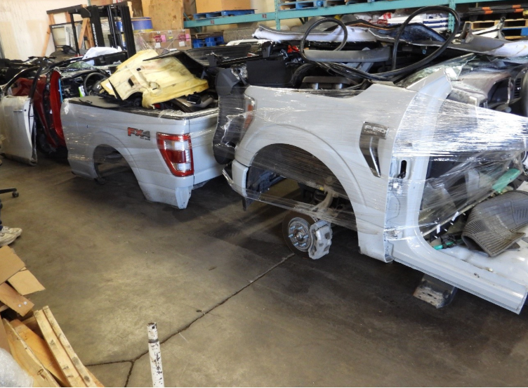 8 charged by Hamilton cops in alleged southern Ontario car theft ring ...