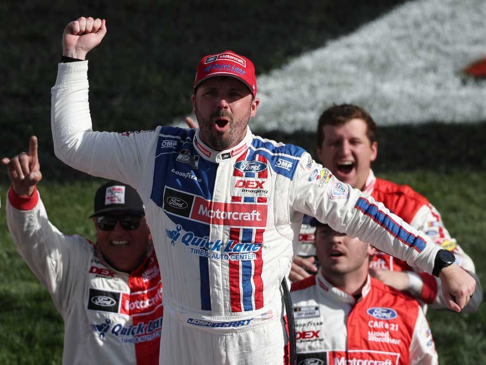 Josh Berry races to 1st Cup Series victory | Toronto Sun