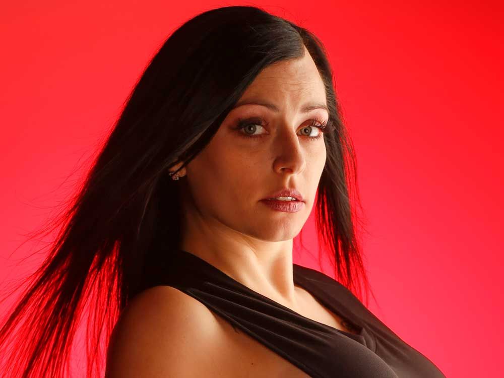 SUNshine Girl Amanda | Toronto Sun