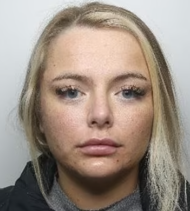 UMVA - Smitten prison guard, 26, had frequent phone sex with jailbird