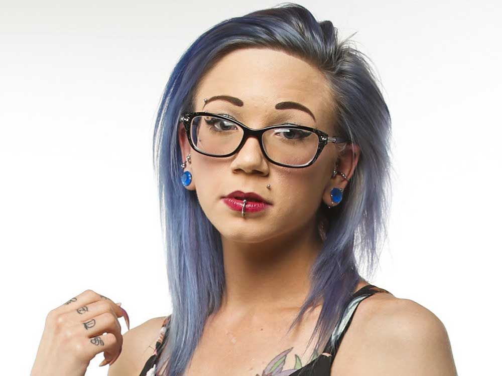 SUNshine Girl Emily | Toronto Sun