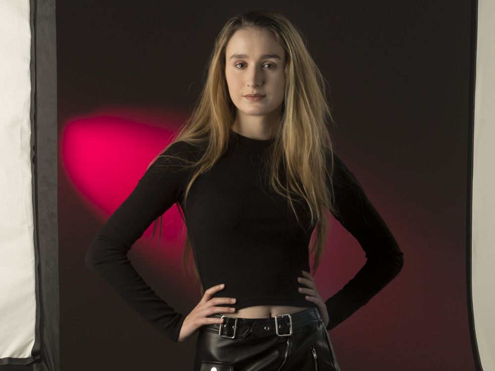 SUNshine Girl Emily | Toronto Sun