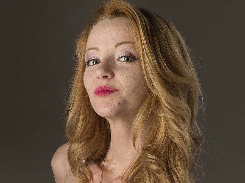 SUNshine Girl Kelly | Toronto Sun