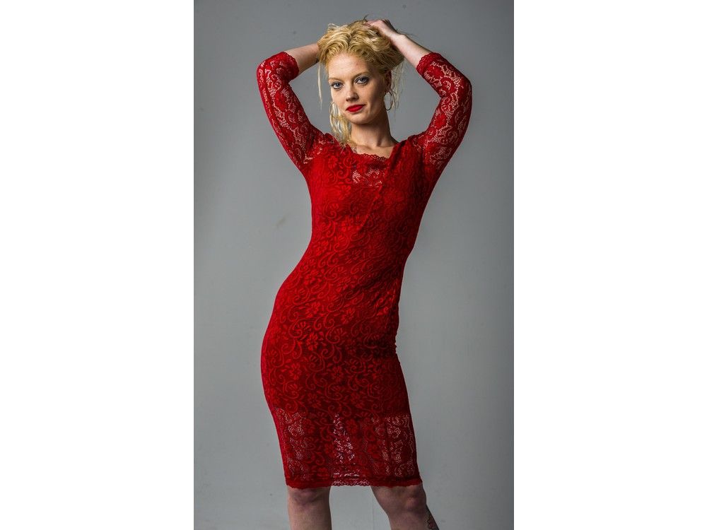 SUNshine Girl Hillary | Toronto Sun