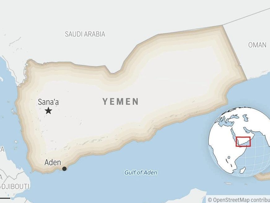 Ship attacked in the Red Sea is taking on water | Toronto Sun