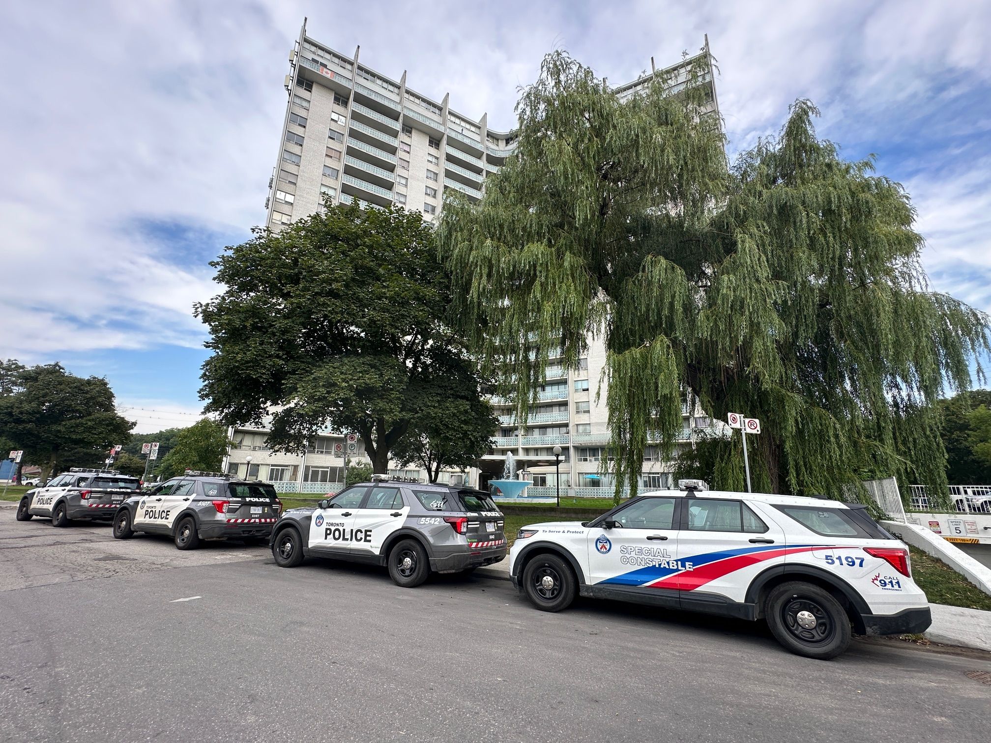 Man dies in East York stabbing, cops say suspect in custody | Toronto Sun