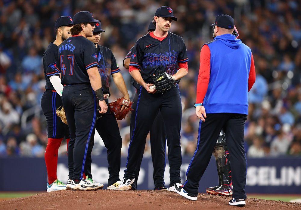 Brewers feast on bullpen to spoil Toronto debut of Shane Bieber ...