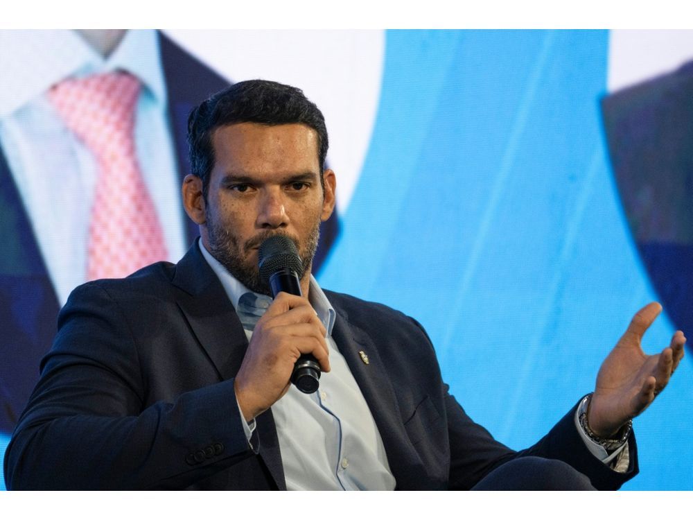 Brazil nixes red World Cup jersey amid political outcry | Toronto Sun