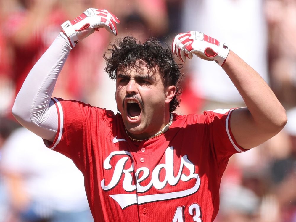 Blue Jays blow up in spectacular fashion in loss to Reds | Toronto Sun