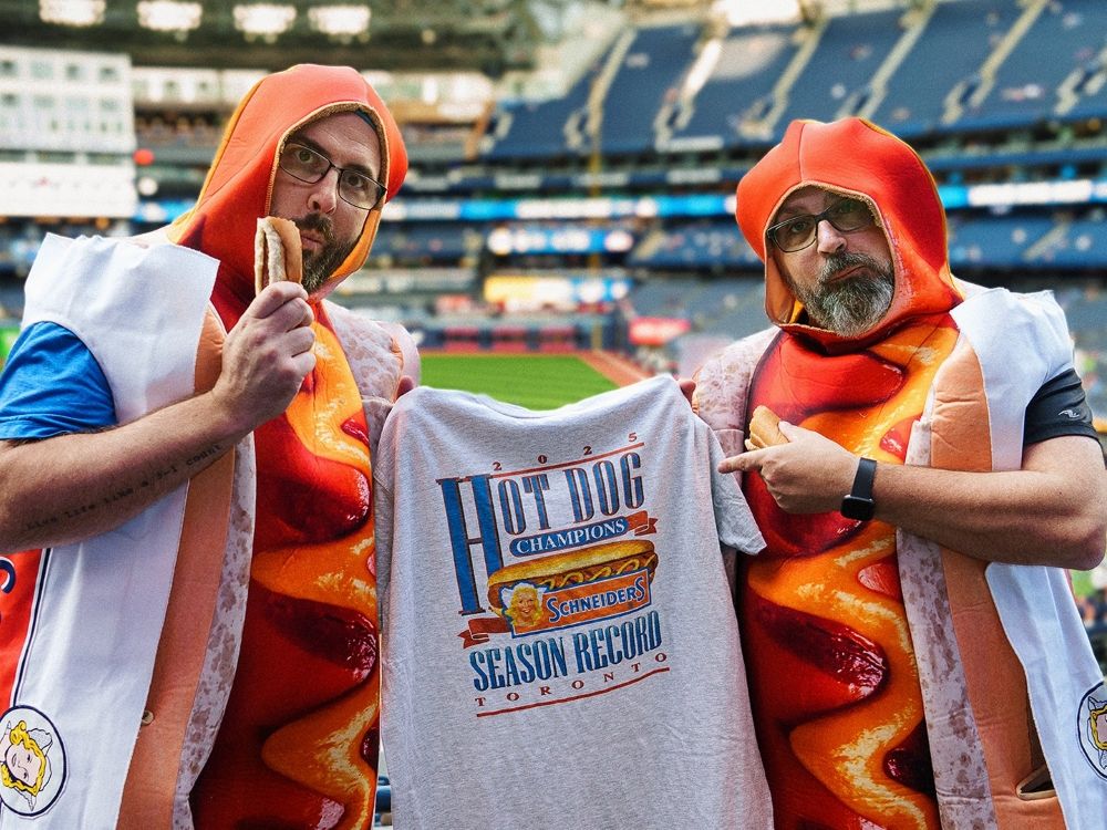 Blue Jays fans smash Loonie Dogs record with huge new total | Toronto Sun