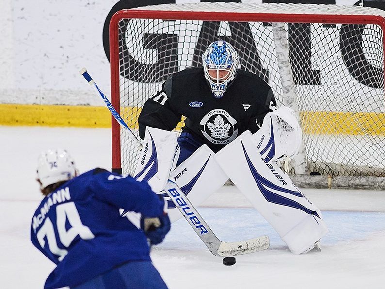 Scott Laughton honesty breath of fresh air as Leafs hit ice | Toronto Sun