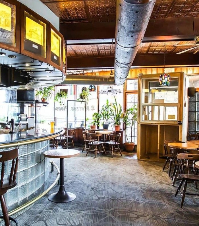 Popular downtown Toronto pub closing after 8 decades for new condo ...