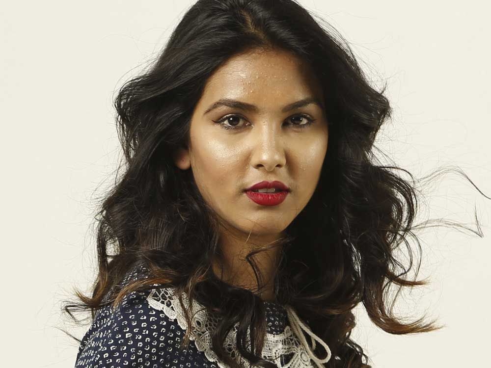 SUNshine Girl Neha | Toronto Sun