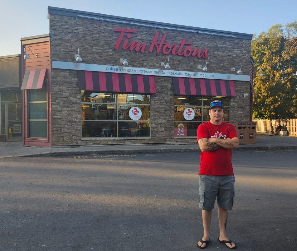 Tim Hortons manager allegedly ordered 'girlfriend' for brother ...