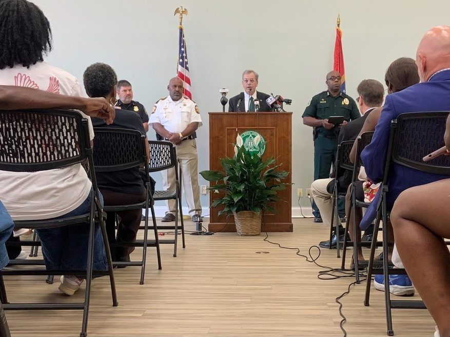 Autopsy finds hanged Mississippi student died by suicide, police say ...