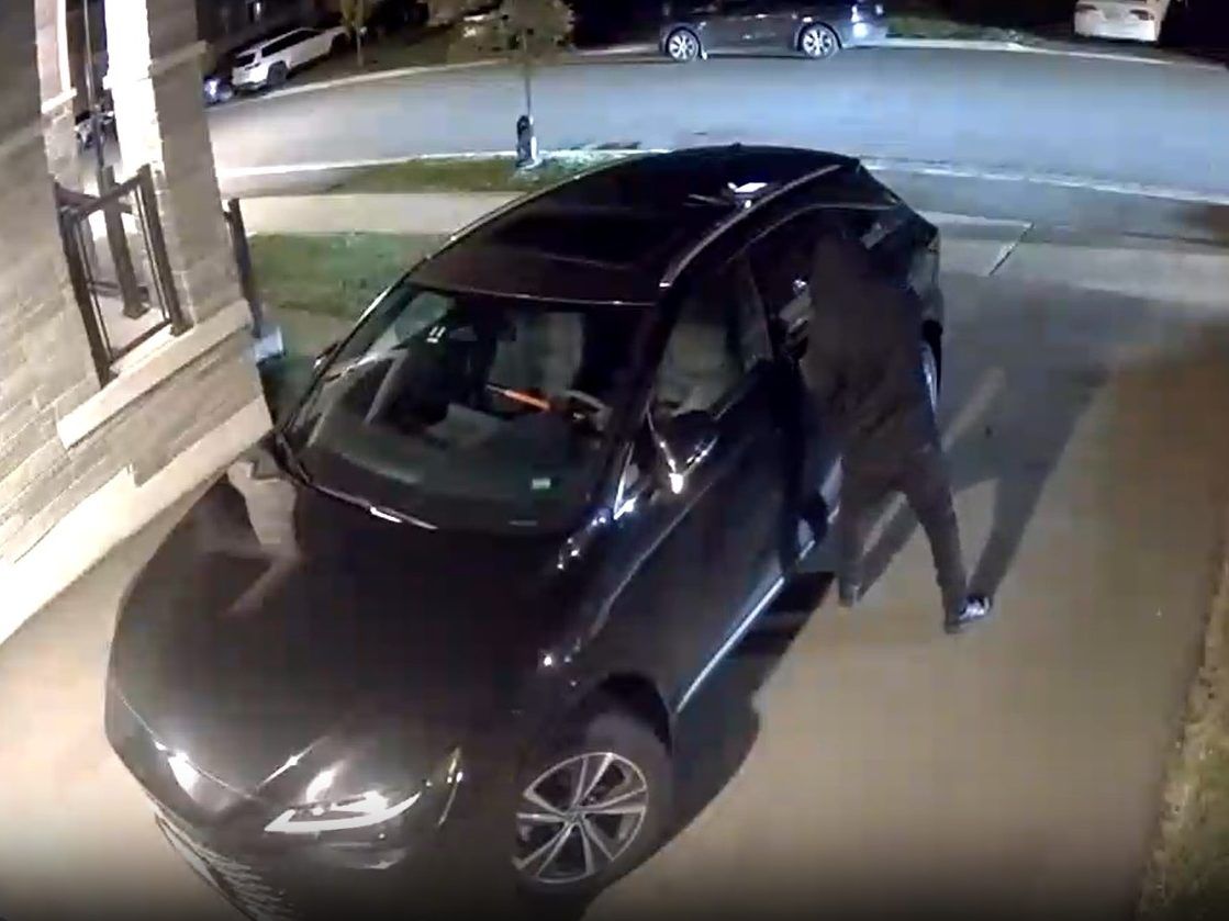 Hamilton trio accused of 'sophisticated' high-end vehicle thefts ...