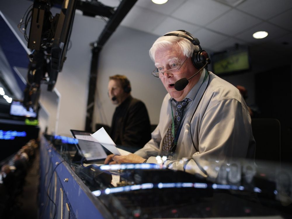 Maple Leafs' Joe Bowen remembers the roar at Chicago Stadium | Toronto Sun