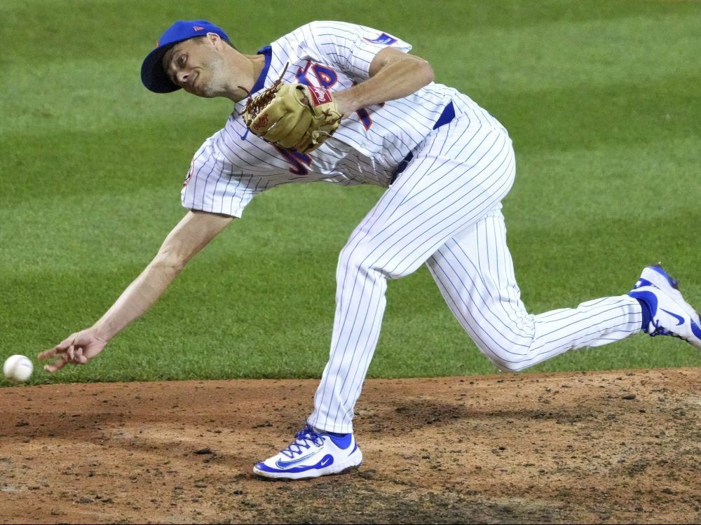 Blue Jays sign submariner Tyler Rogers to three-year deal | Toronto Sun