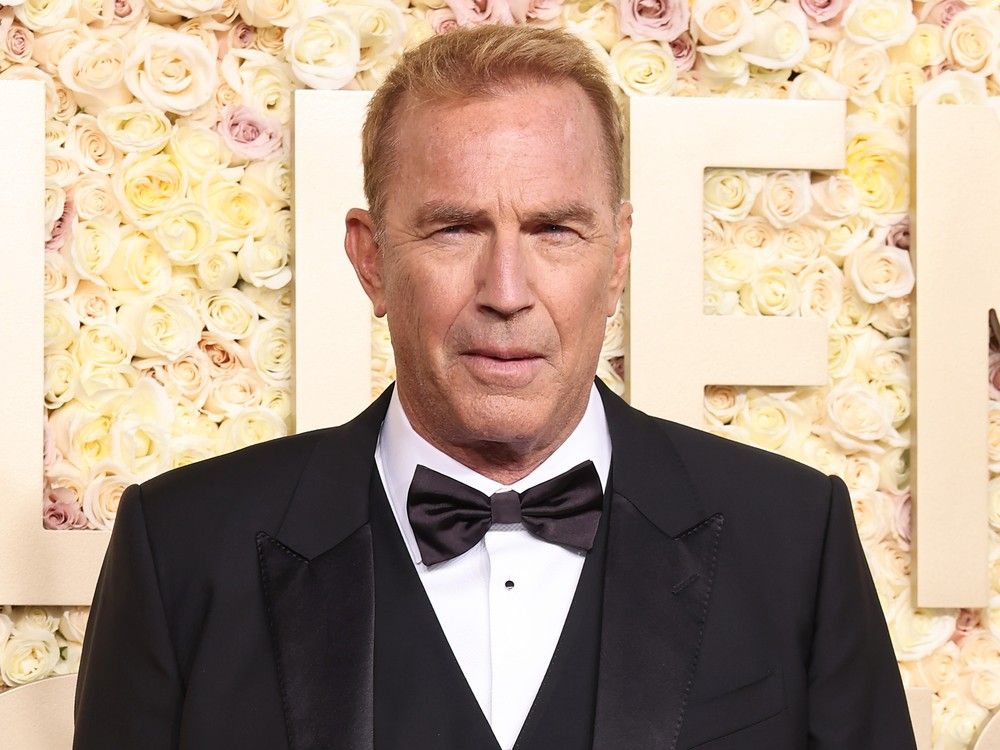 Kevin Costner says first big Christmas gift to dad left him in tears ...