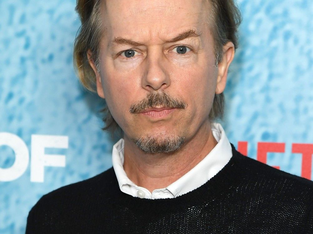 David Spade blasts mall for refusing to use word 'Christmas' | Toronto Sun