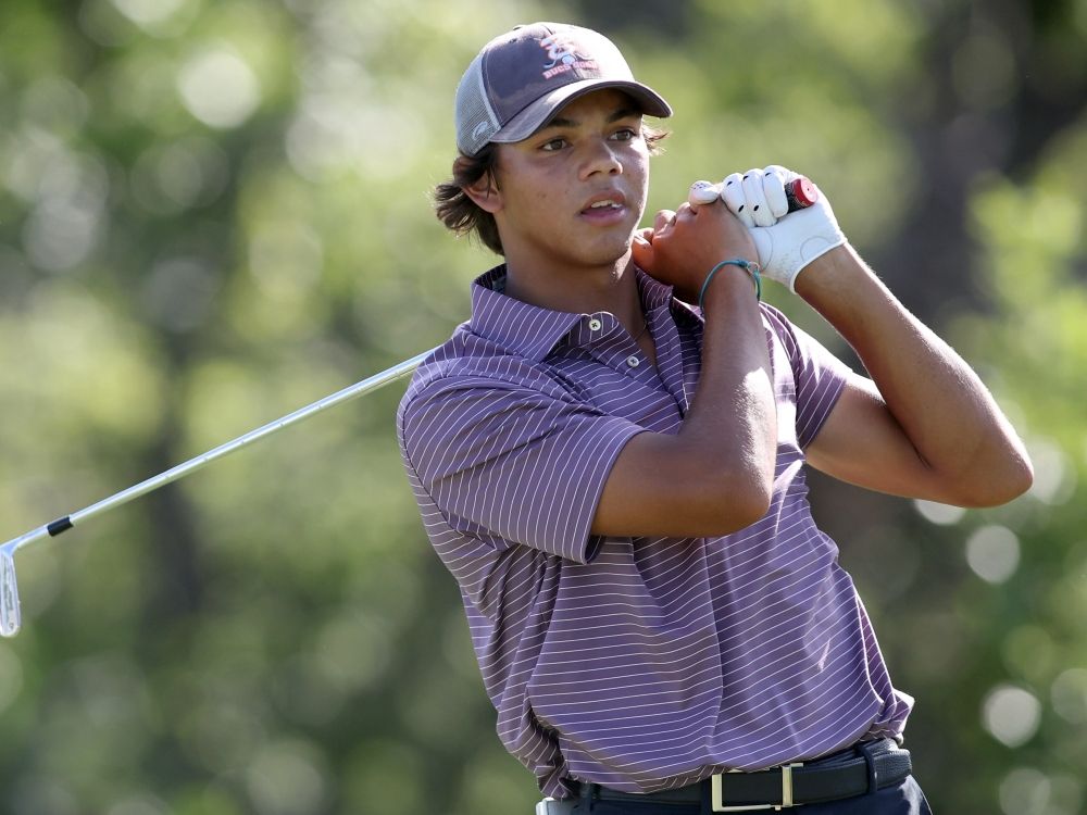 Tiger Woods jokes with son Charlie after near-injury scare | Toronto Sun