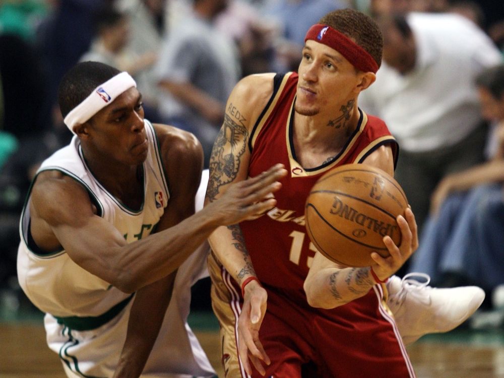 Ex-NBA star Delonte West arrested for allegedly stealing $23 ...
