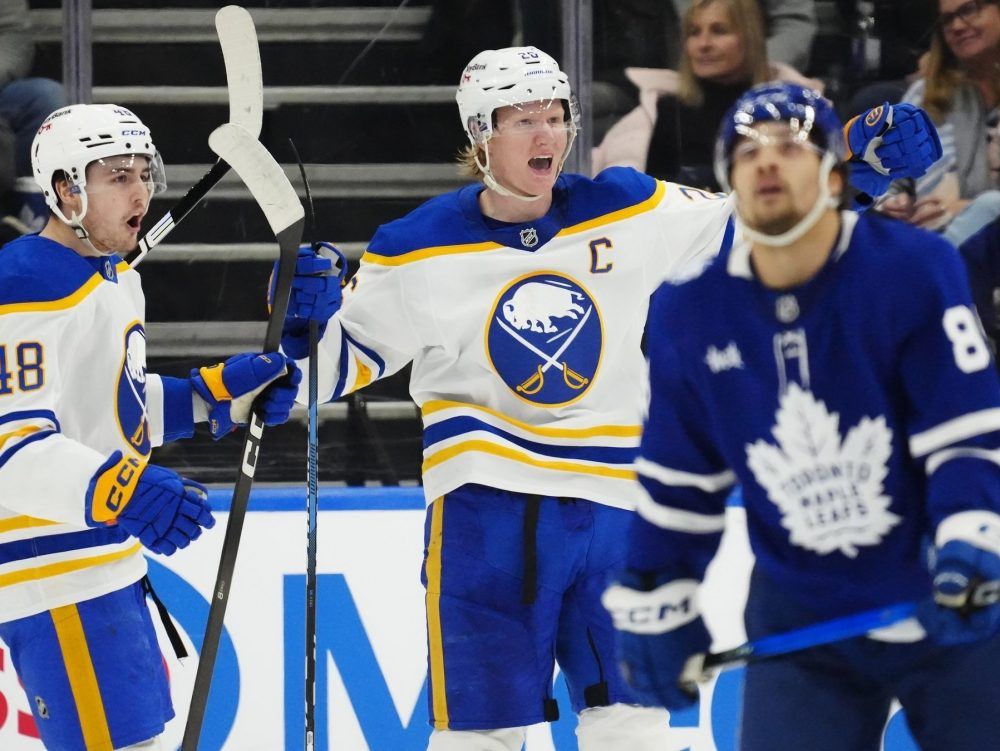 Maple Leafs fall to Sabres, swept in five-game home stand | Toronto Sun