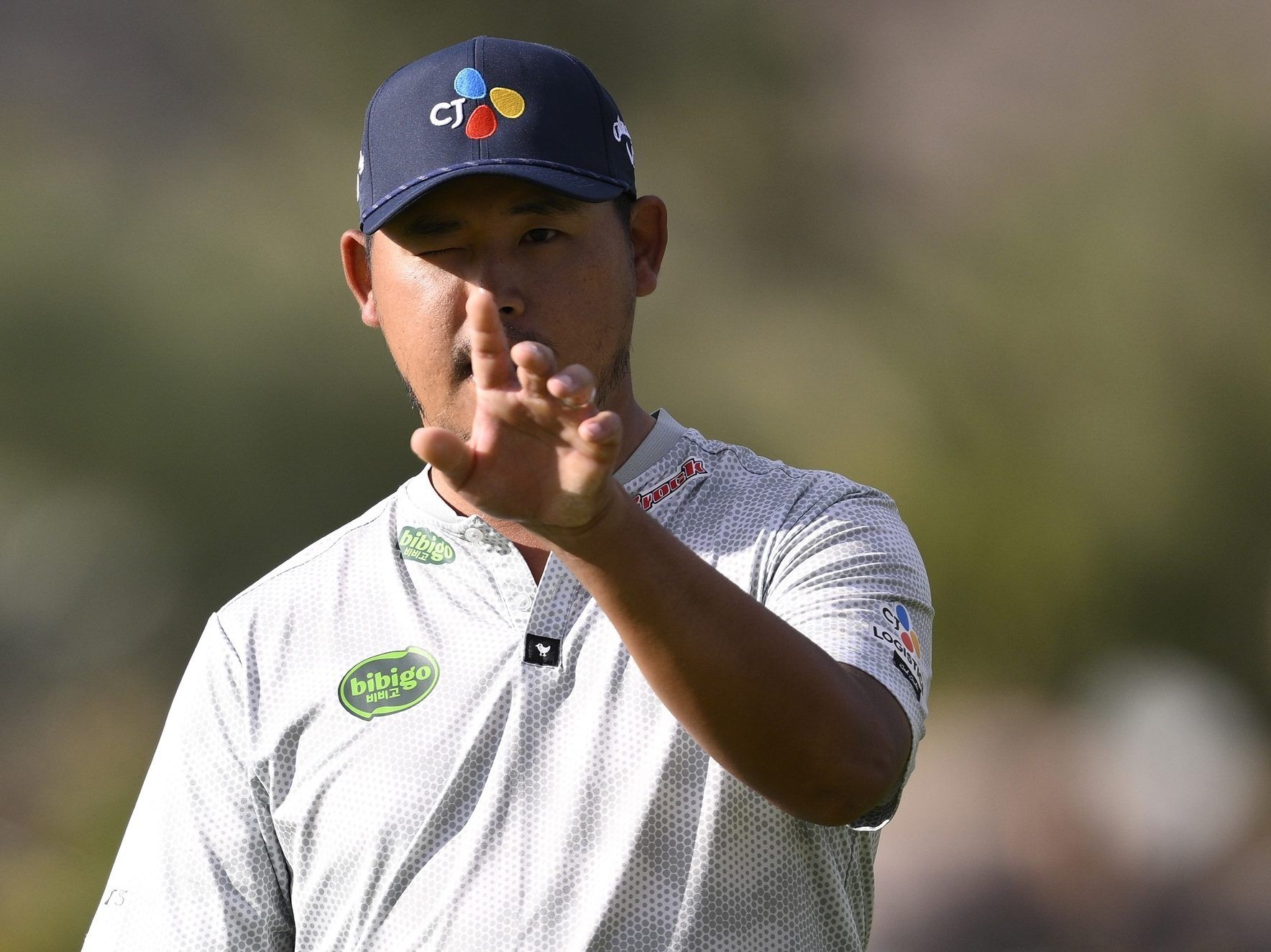 Si Woo Kim leads American Express with Scheffler 1 shot behind ...