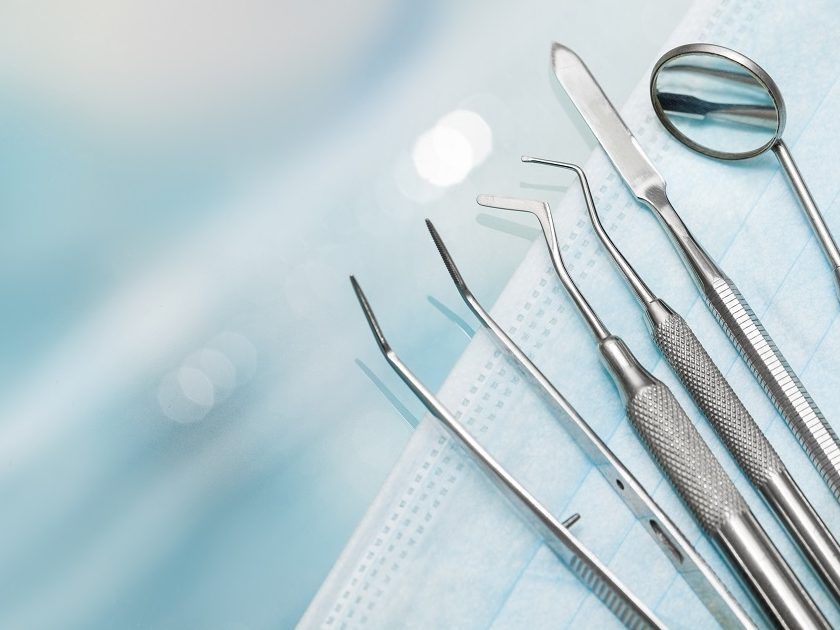 Woman allegedly pretending to be dentist attempted root canal | Toronto Sun