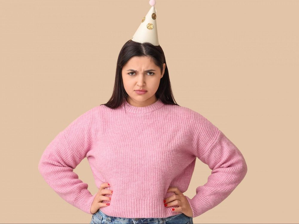 DEAR ABBY: Additional dinner invitation upsets birthday girl | Toronto Sun