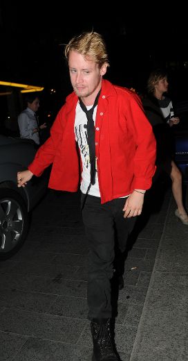 Macaulay Culkin wears mind-bending Ryan Gosling T-shirt | Toronto Sun