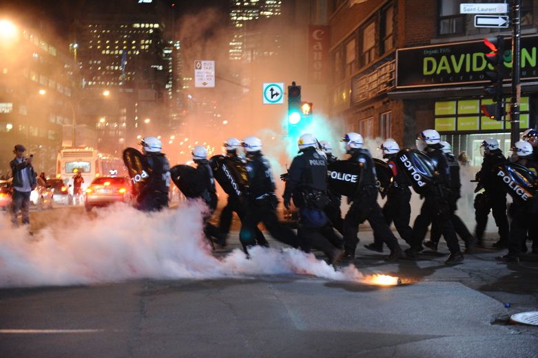 Montreal protest turns violent after Molotov cocktail tossed | Toronto Sun